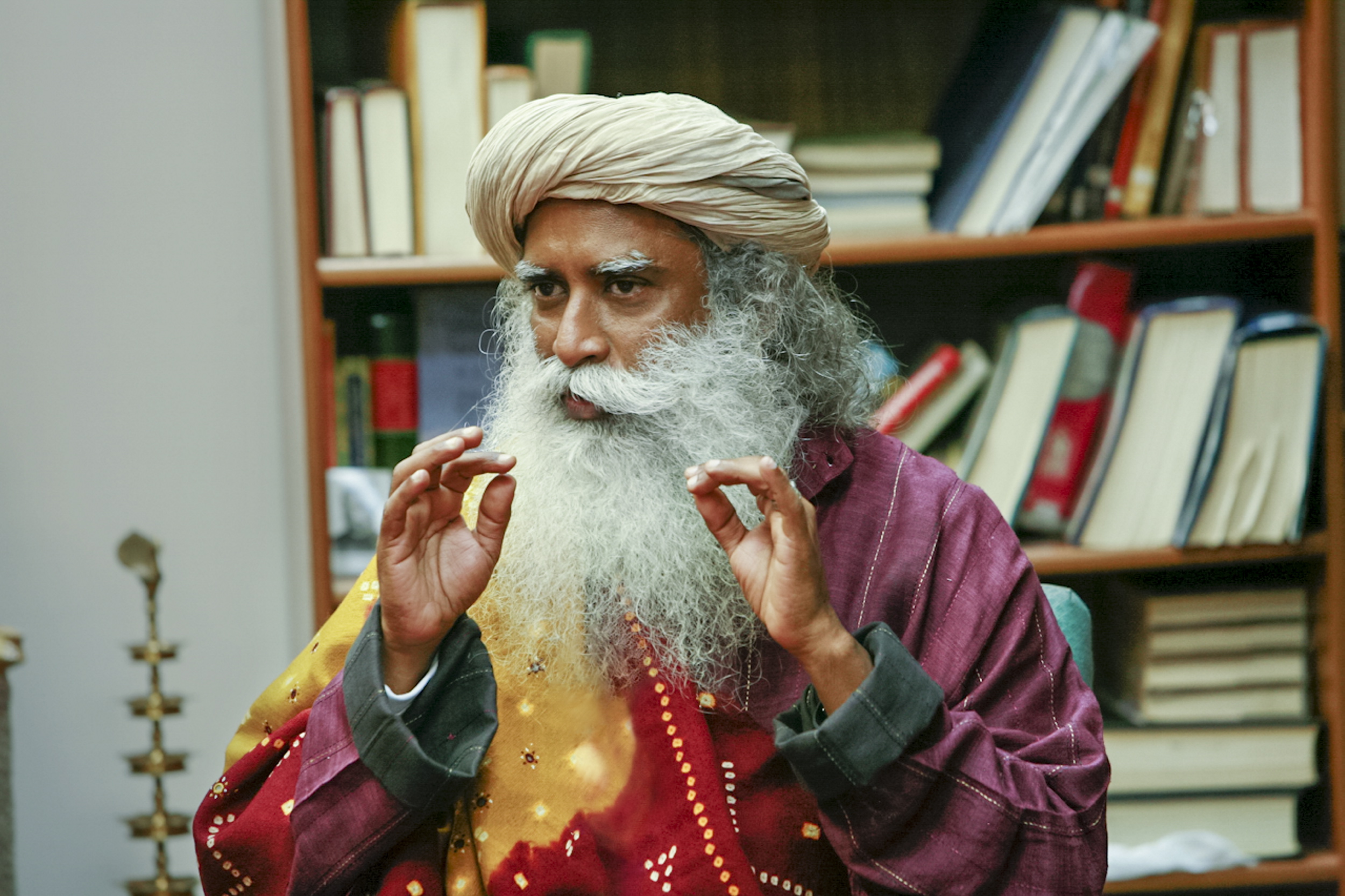 Yoga Vs. Strength Training – Which Is Better For You? Sadhguru, Isha ...