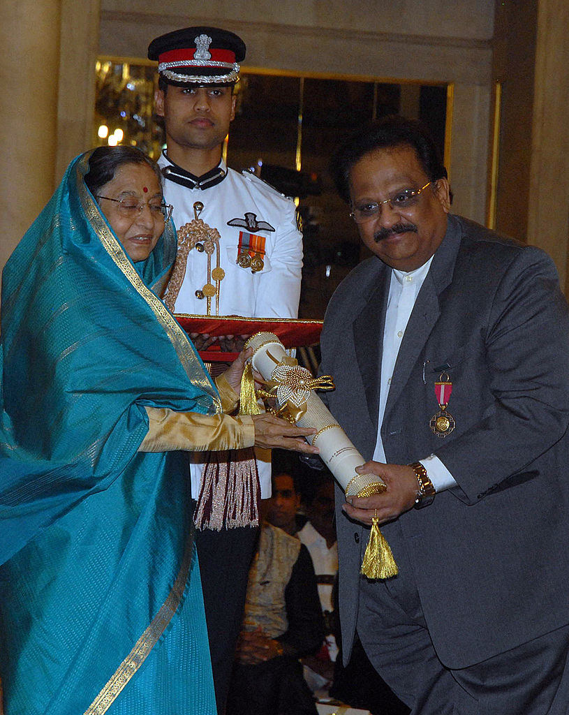 Legendary singer SPB dies after fighting COVID-19 - GG2