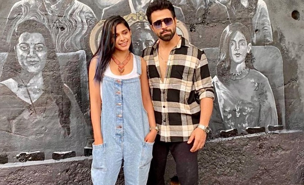 Pranati Rai Prakash And Ritvik Dhanjani Launch A Unique Poster Of Their ...