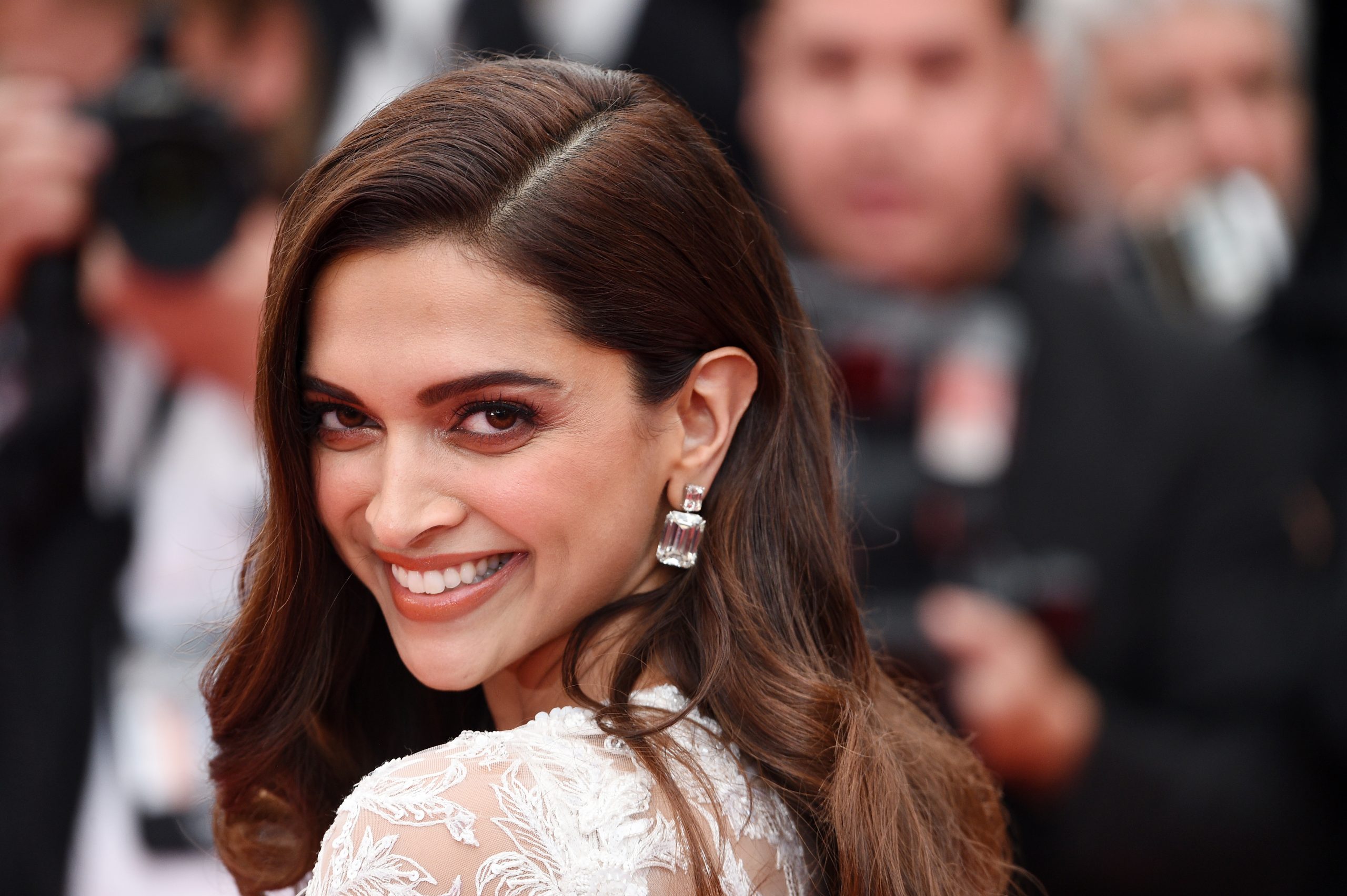 Deepika Padukone undergoes intense training to nail action scenes in ...