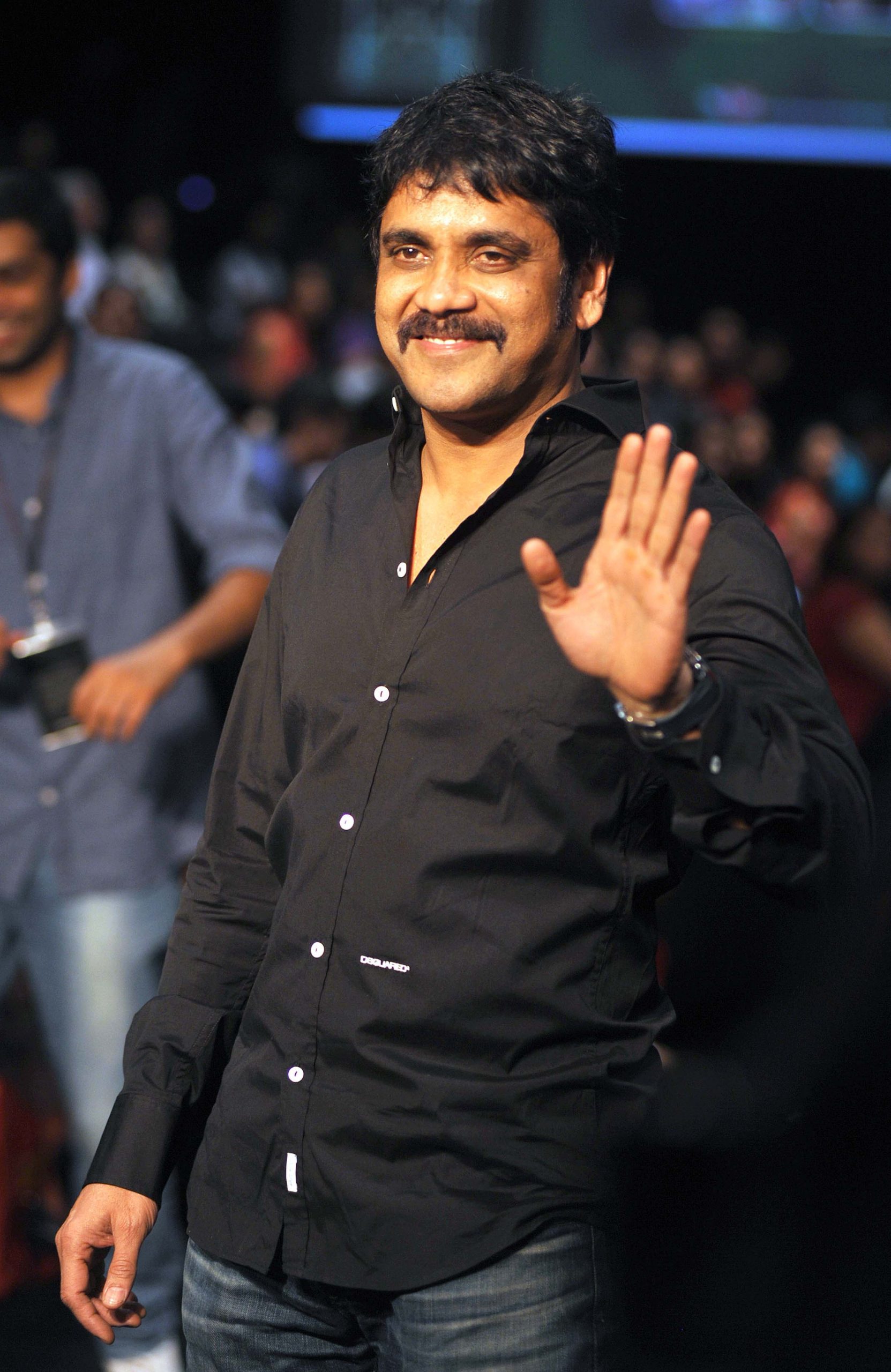 Akhil Akkineni’s Busy Schedule Costs Him A Film With Father Nagarjuna - GG2