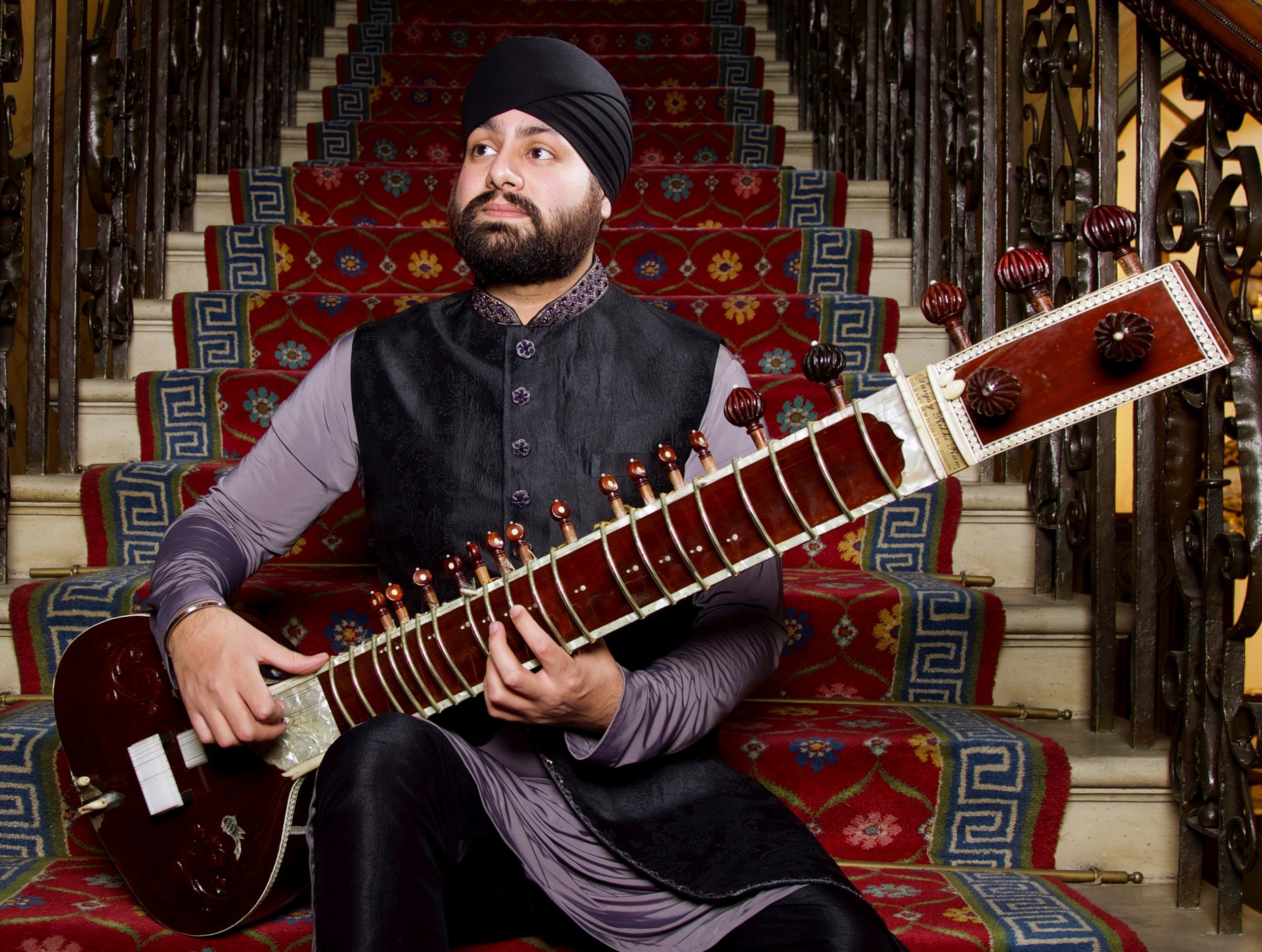 Jasdeep Singh Degun: Shining New Sitar Of British Classical Music - GG2