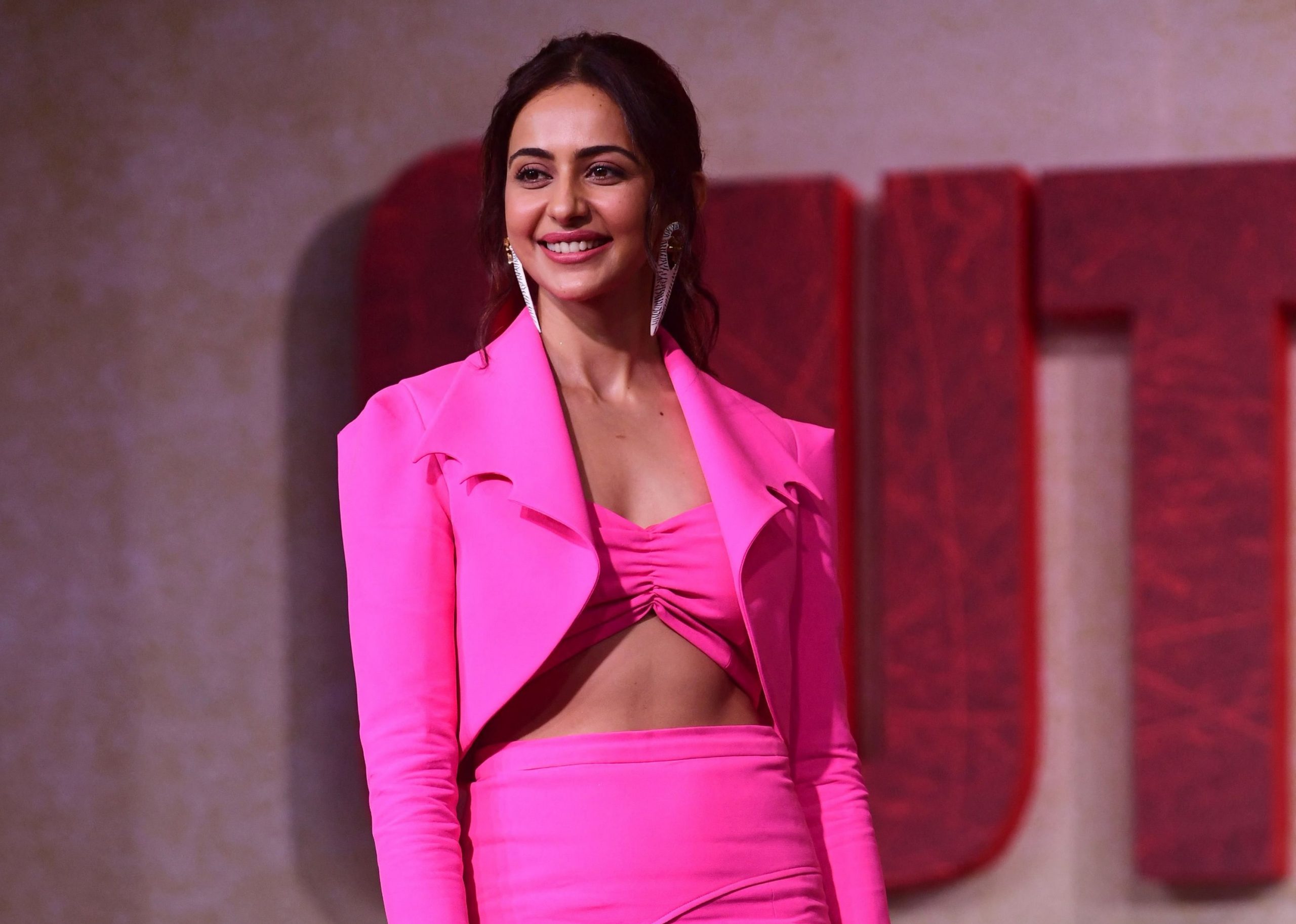 ‘I Have Never Held Such A New-born Baby,’ Says Rakul Preet Singh In BTS Video Of Doctor G - GG2