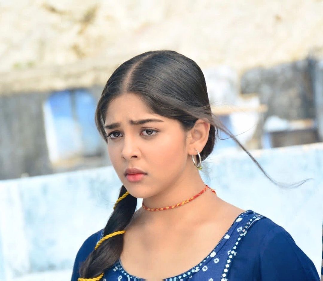 Star Plus Drops The Promo Of Highly Anticipated Fiction Show Faltu - GG2