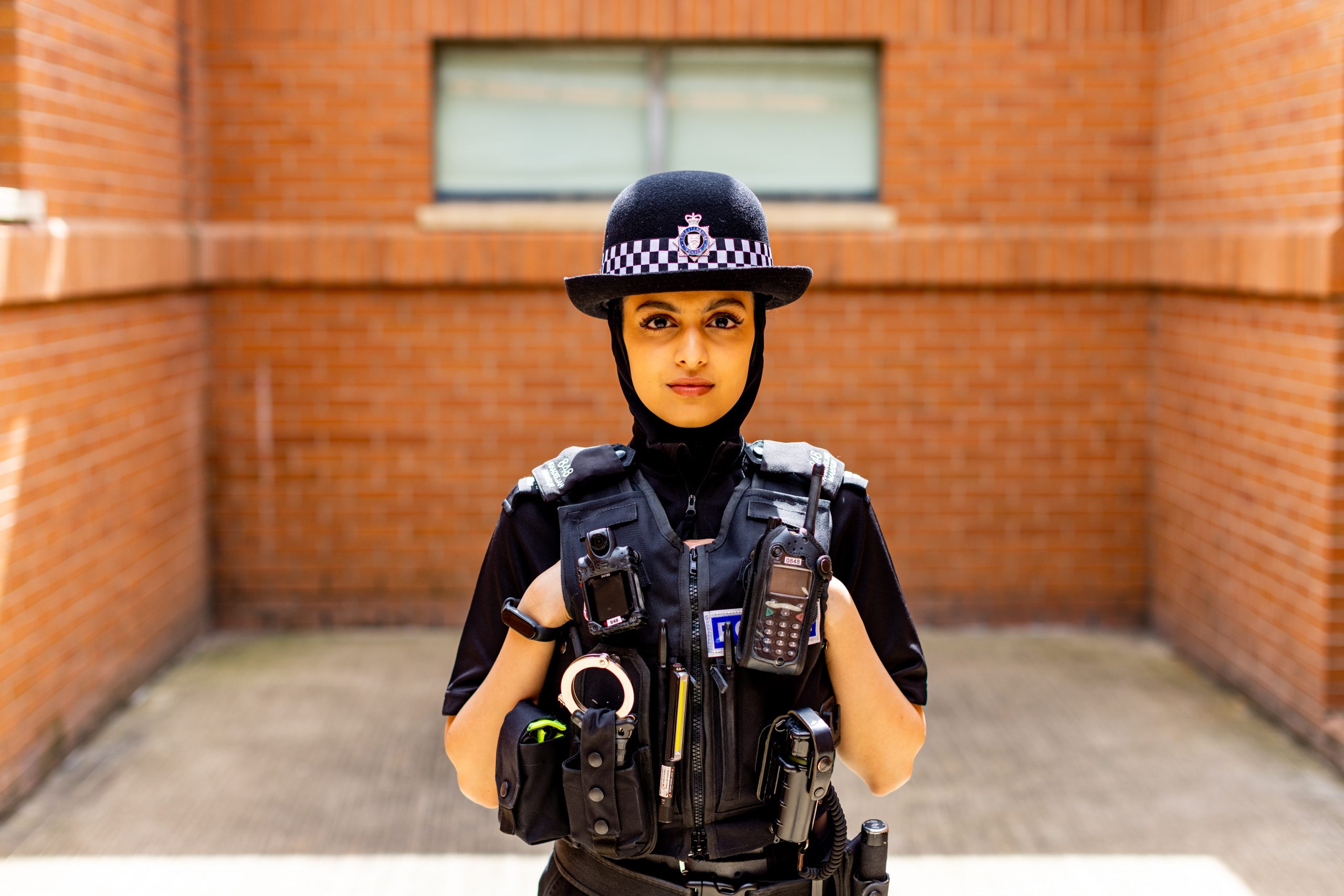 “It Was Quite Empowering”, Says Britain’s First Hijab-wearing Police ...