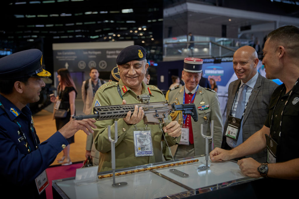 Pak Ex-PM Imran Says Former Army Chief Bajwa Was ‘real Man In Power’ - GG2