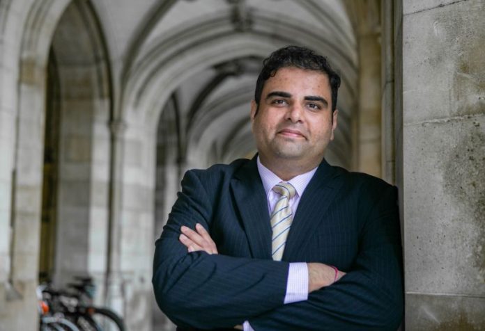 Navendu Mishra MP marks Bhopal gas tragedy anniversary in Parliament - GG2