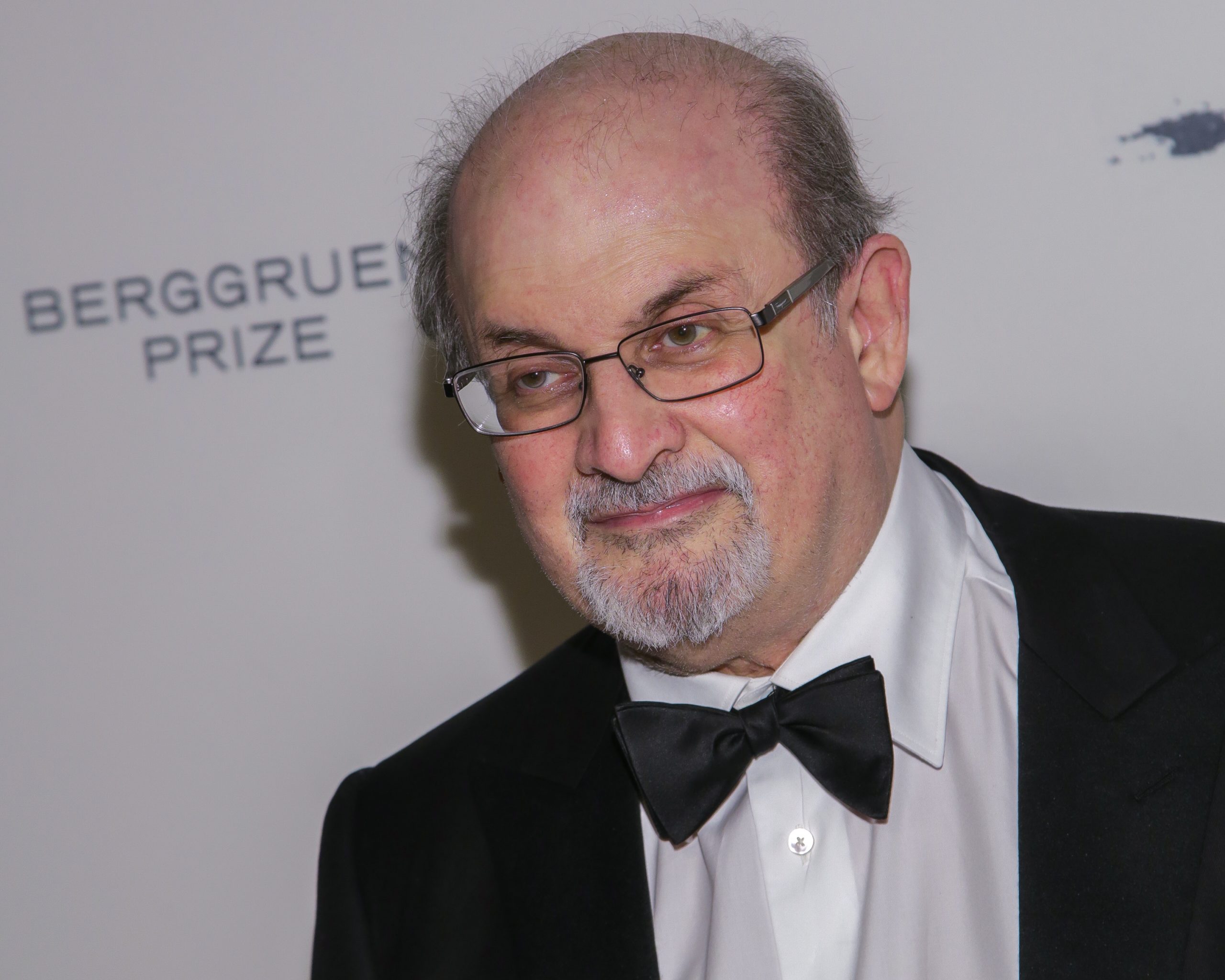 ‘I’m Lucky’, Says Salman Rushdie On Surviving ‘colossal Attack’ In New ...