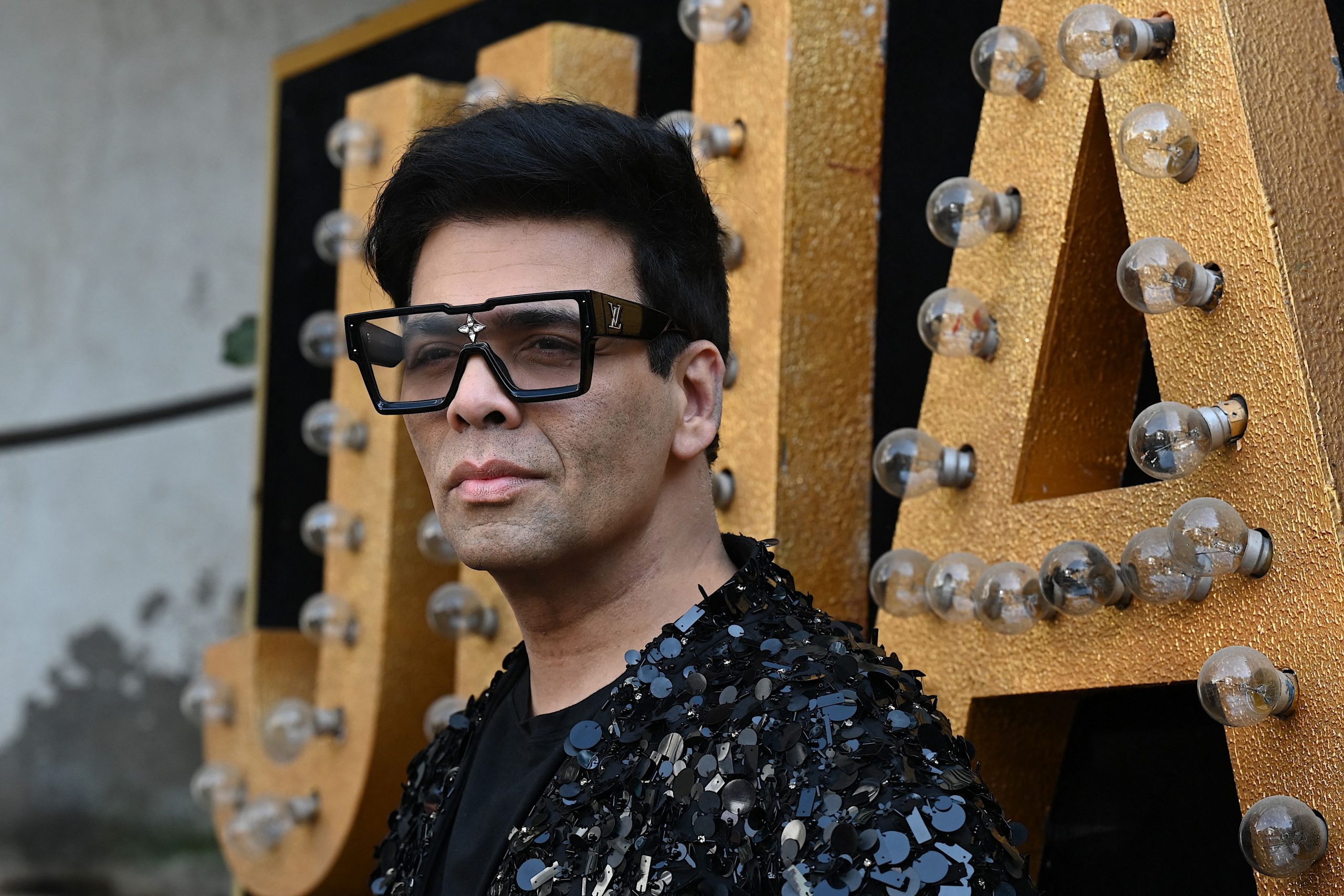 KJo Gets Nostalgic As Yeh Jawaani Hai Deewani Turns 10 - GG2