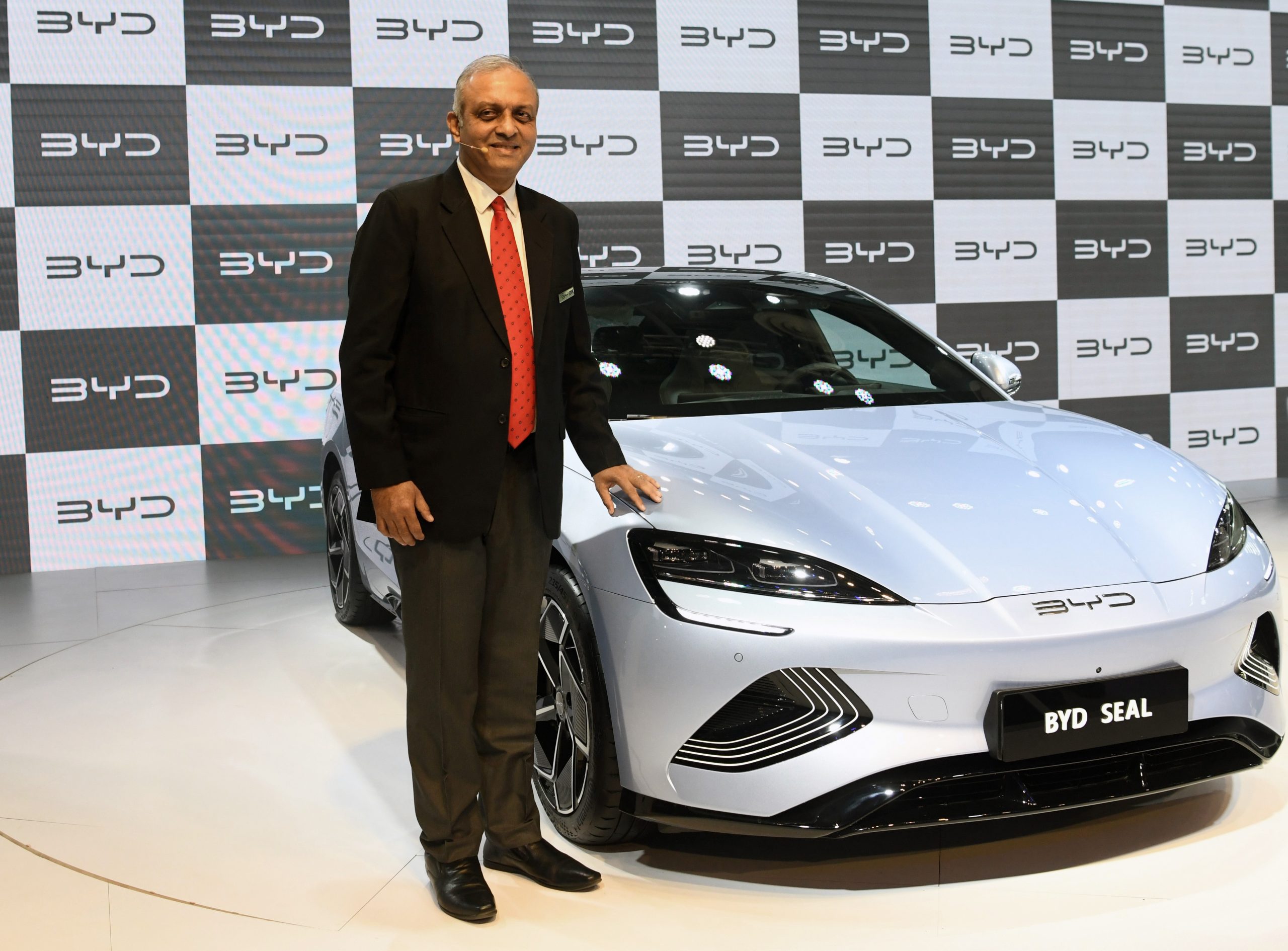 China’s BYD Plans To Invest $1bn In India To Build Electric Cars ...