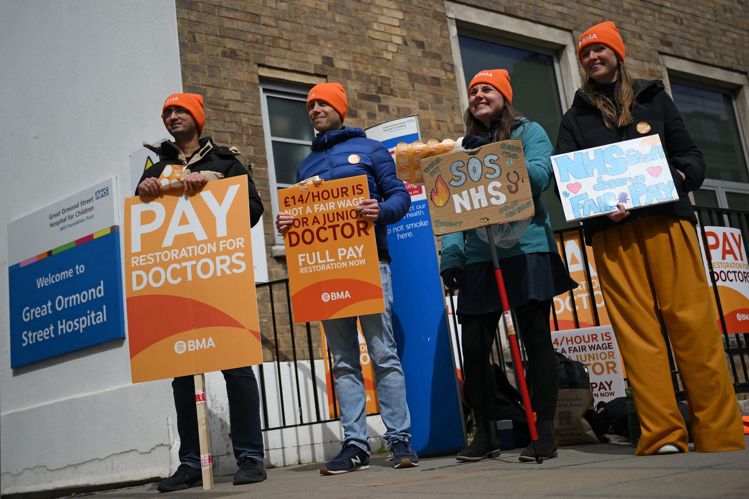 Hospital Consultants To Strike Following Junior Doctors’ Protest - GG2