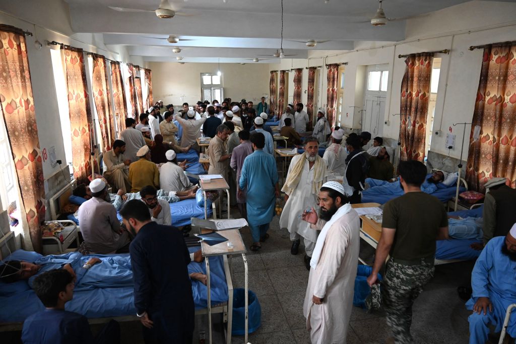 Pakistan Suicide Bombing Death Toll Rises To 45 - GG2