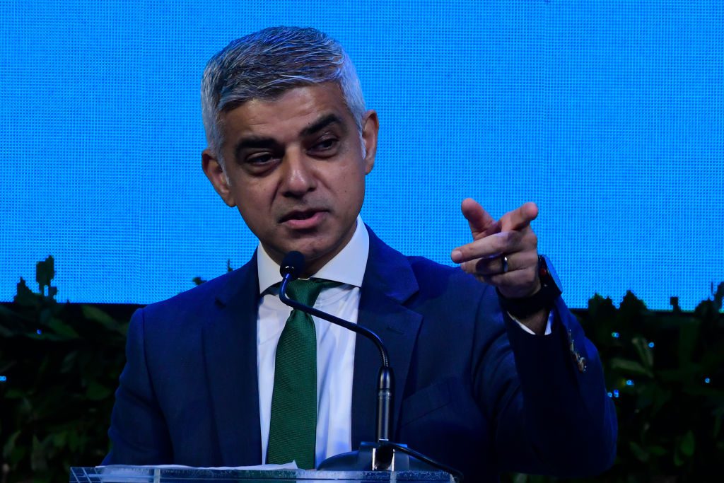 Khan Unveils New Support Over London Ulez Charge - GG2