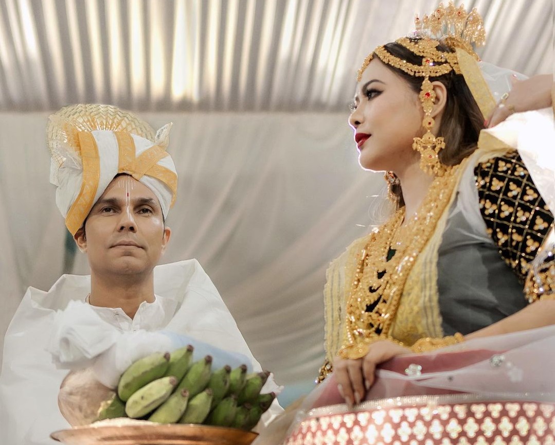 Randeep Hooda Shares Wedding Photos - GG2