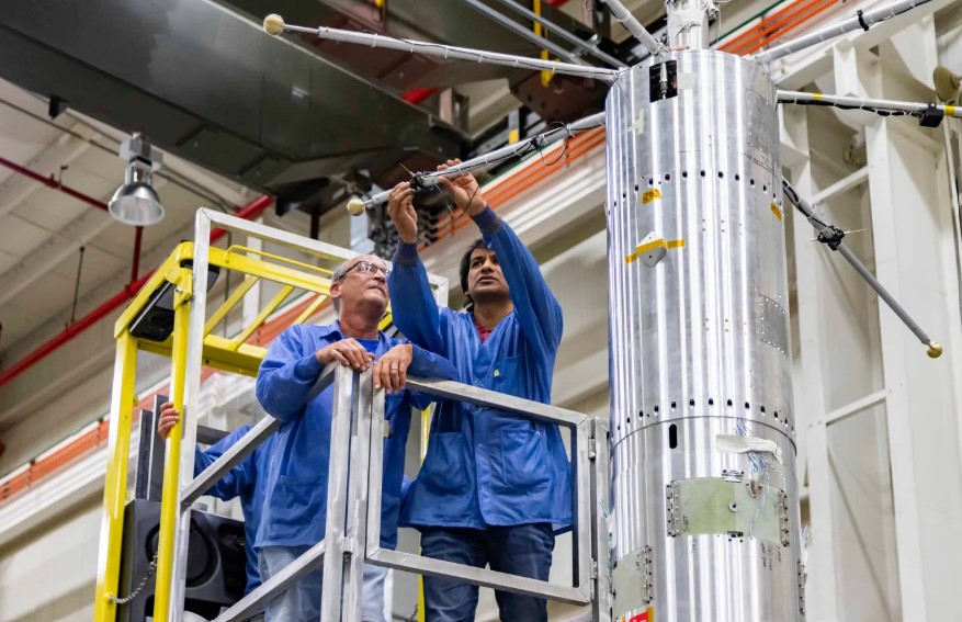 Indian-origin Scientist Leads NASA’s Mission During Solar Eclipse - GG2