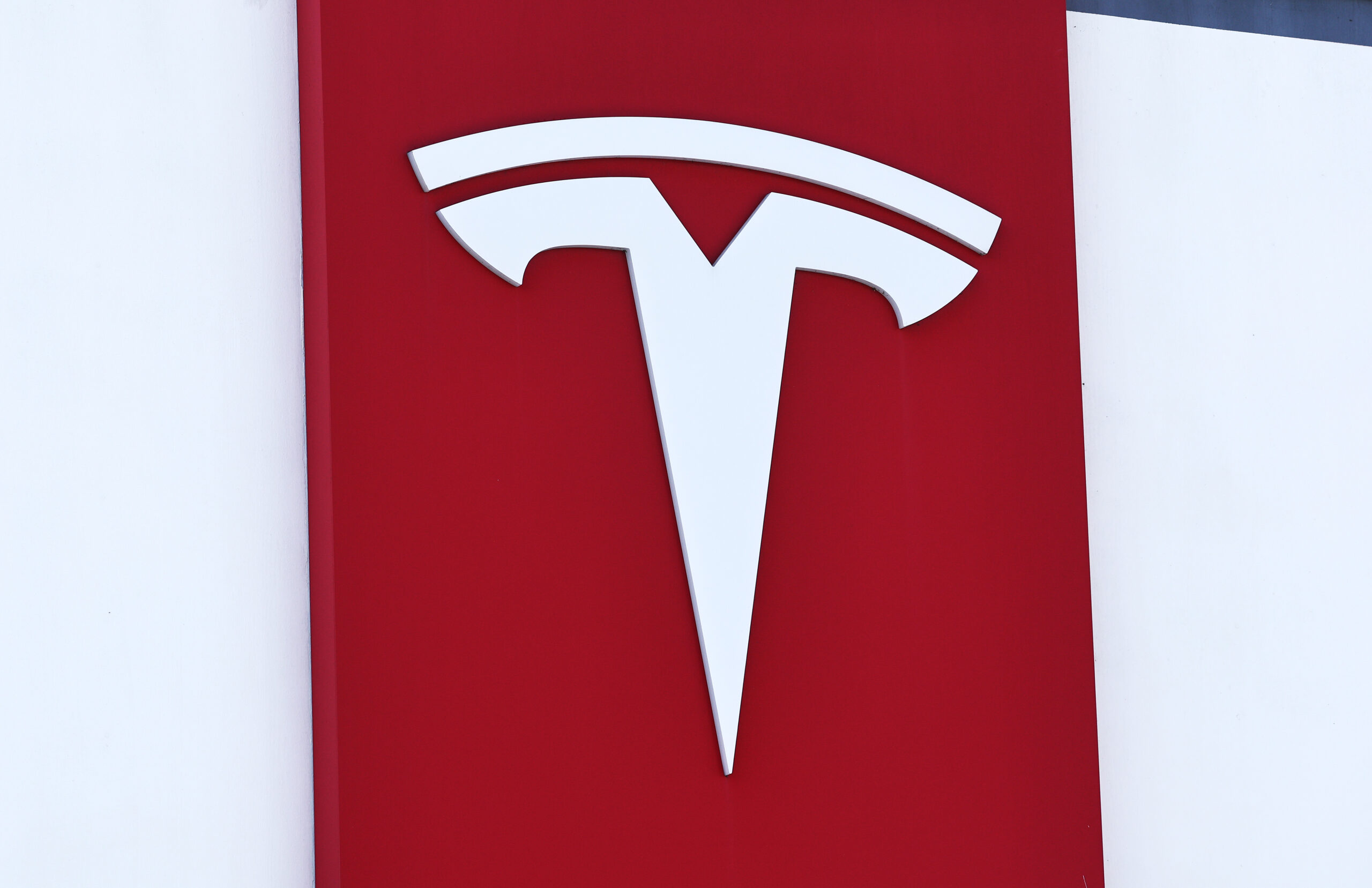 Tesla Signs Deal With Tata Electronics For Semiconductor Chips: Report ...