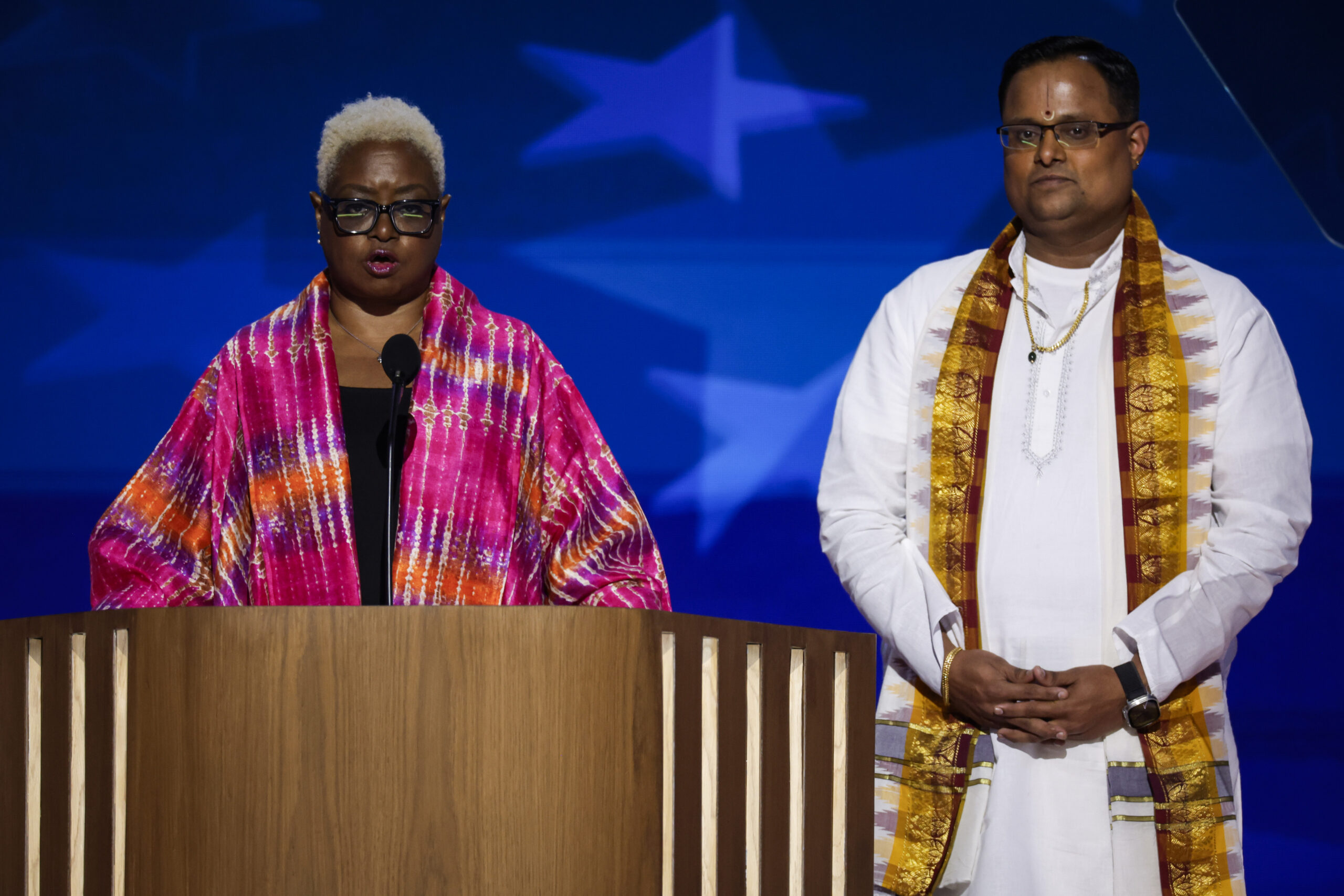 Who Is Rakesh Bhatt - The Hindu Priest Who Brought Vedic Tradition To ...