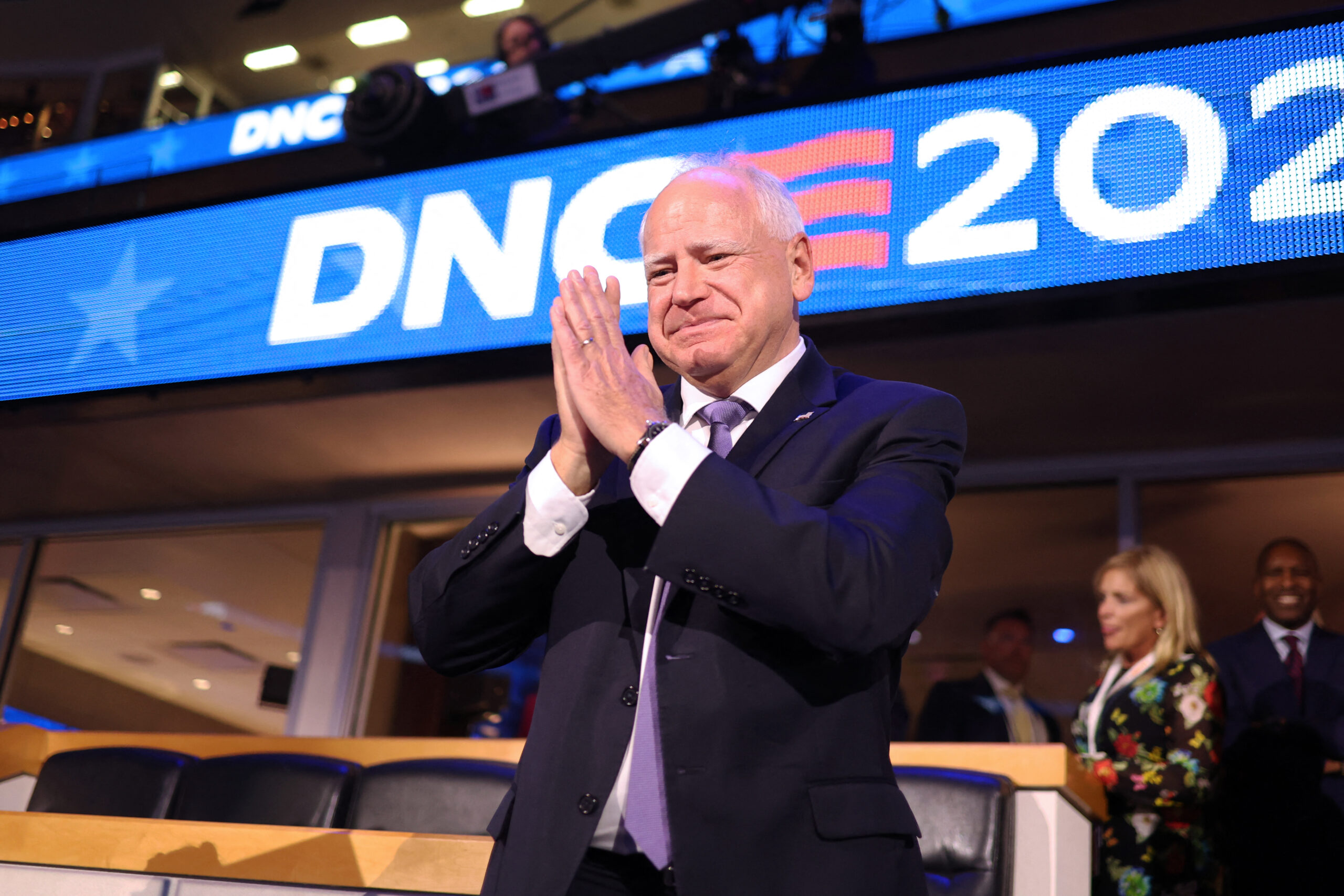 Tim Walz Energizes DNC With Passionate Support For Kamala Harris - GG2