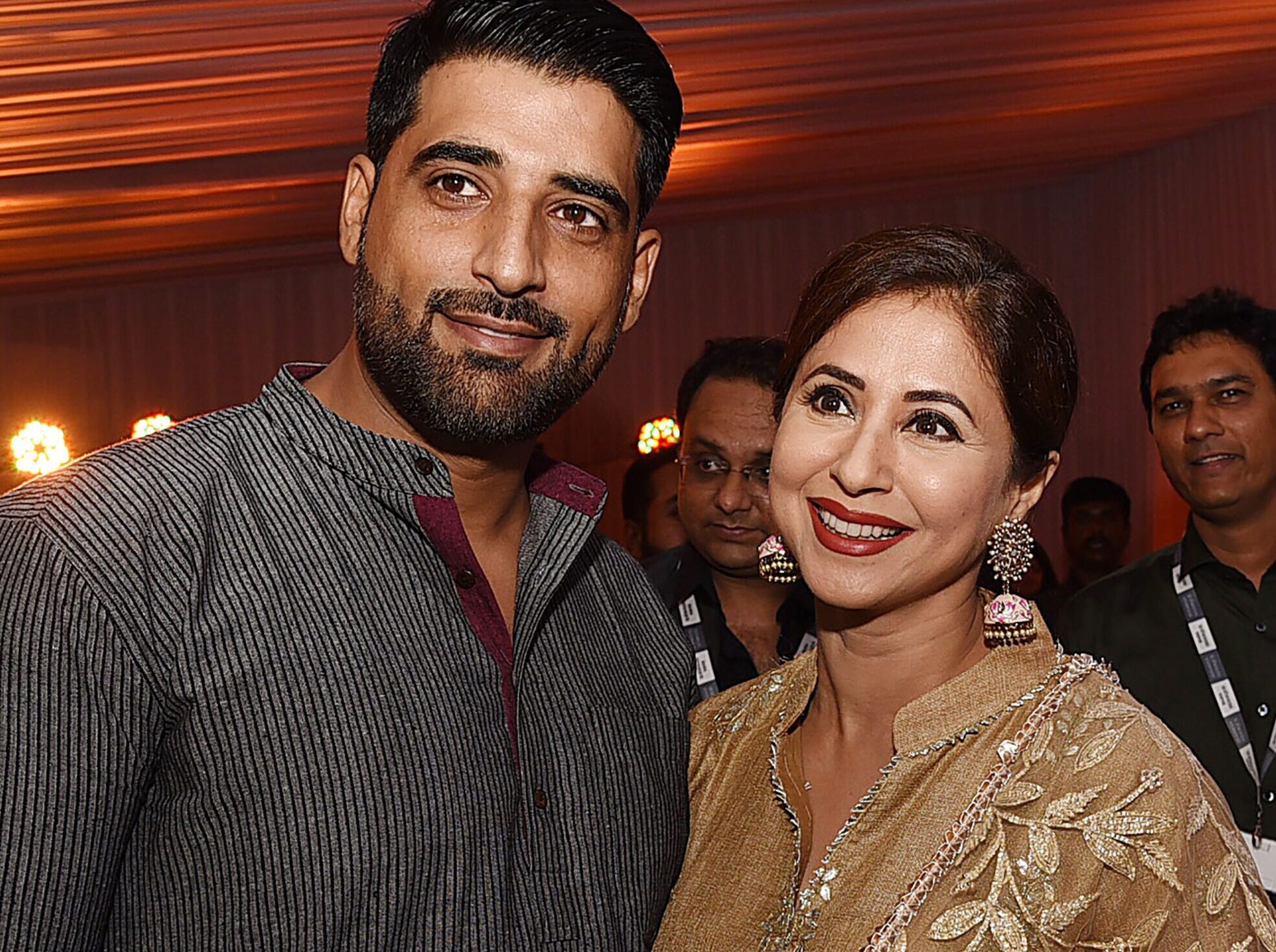 Bollywood Actor Urmila Matondkar Files For Divorce From Mohsin Akhtar ...