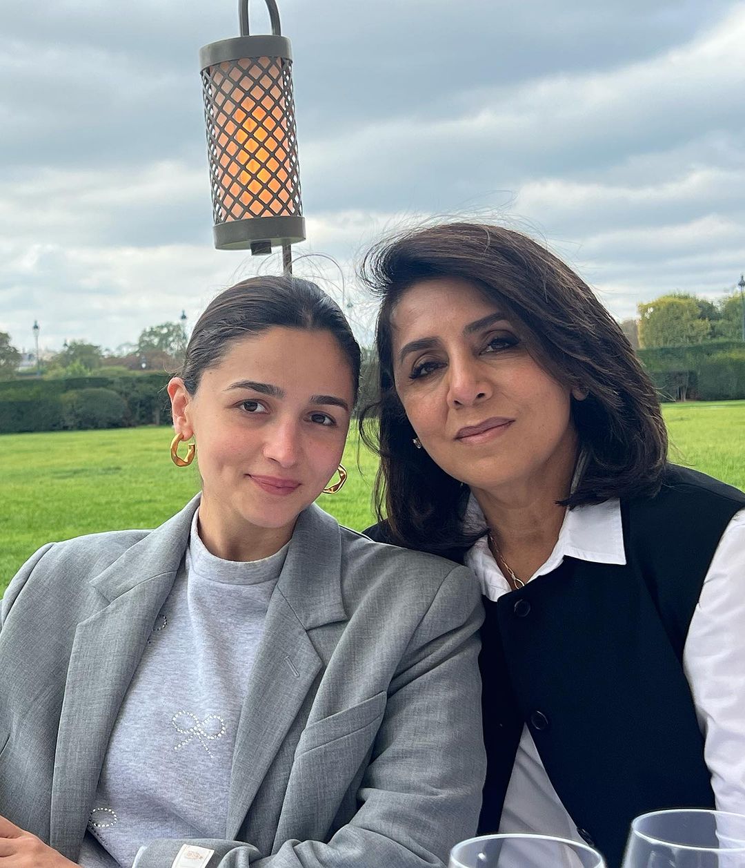 Alia Bhatt Shares Heartwarming Bond With Mother-in-law Neetu Kapoor In ...
