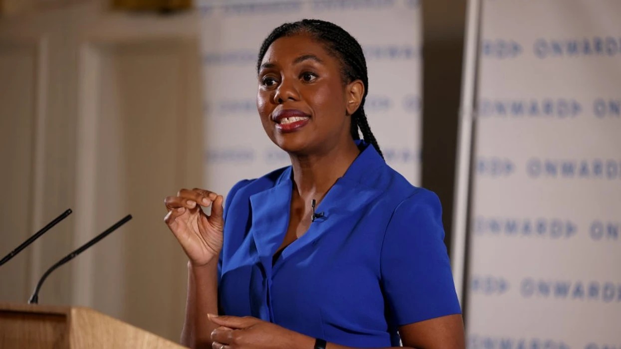 Tory Leader Badenoch Proposes Stricter Citizenship Rules For Migrants - GG2