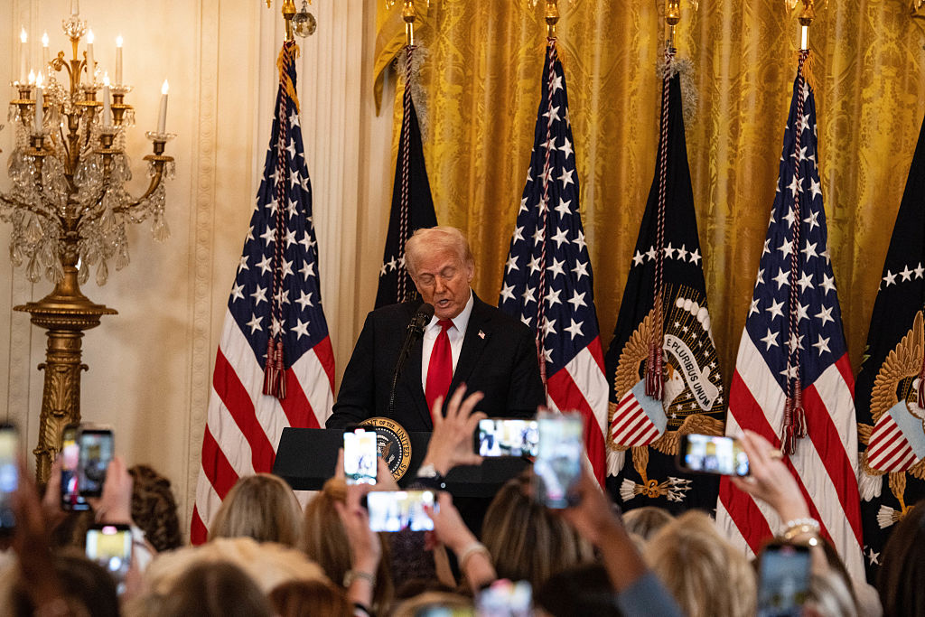 Paramount Settles Trump '60 Minutes' Lawsuit For $16M