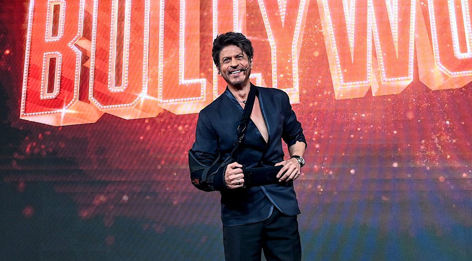 Shah Rukh Khan Joins Billionaire Club With £1.04B Net Worth